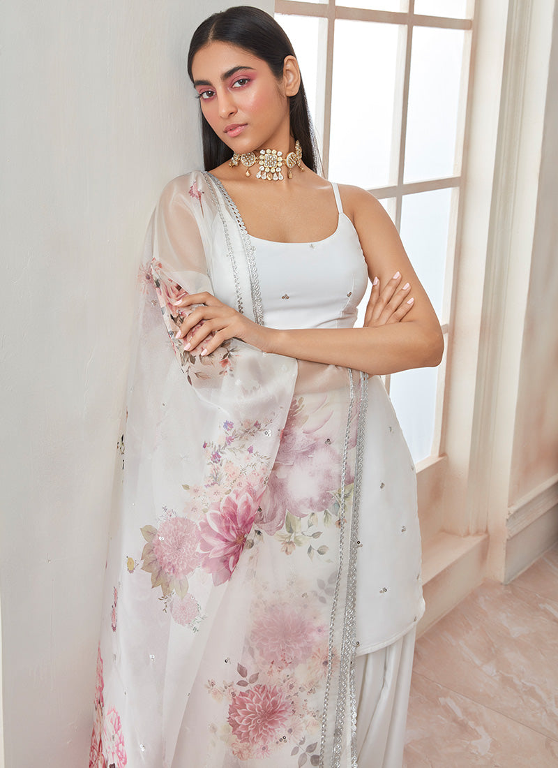 Punjabi Suits – Lashkaraa India