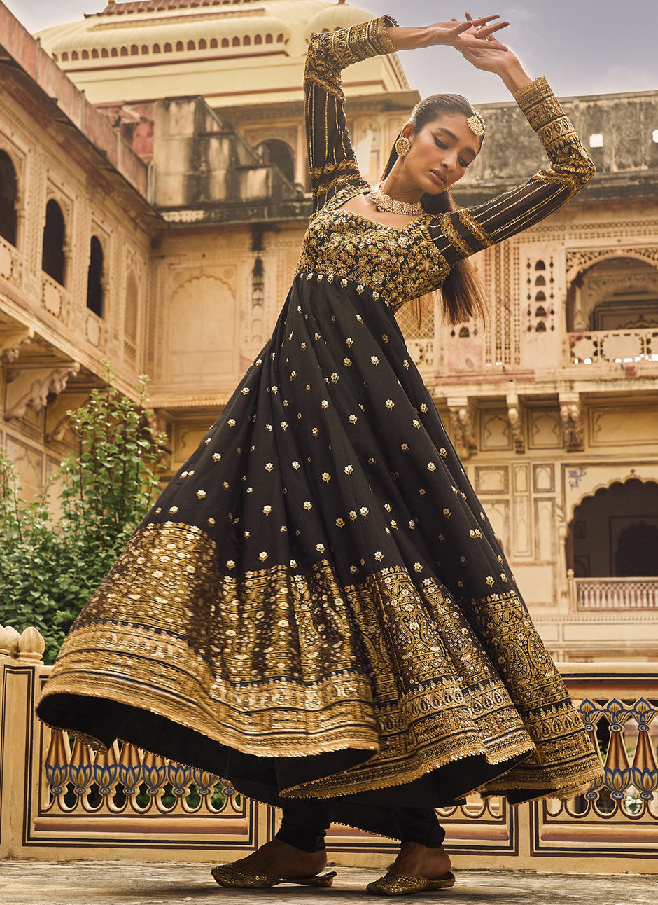 Anarkali Suits – Lashkaraa India